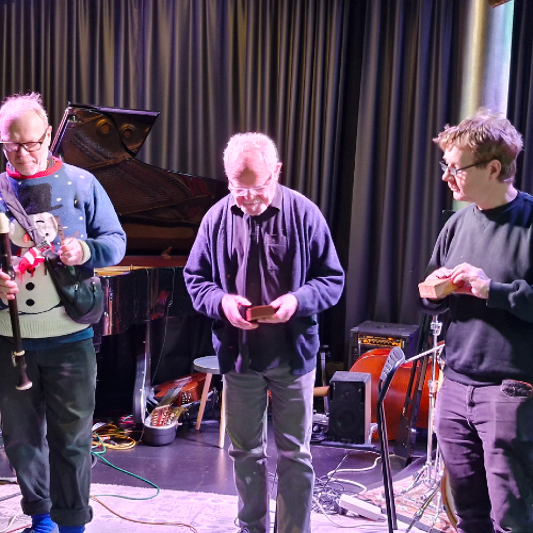 Stream Tim Fletcher, Martin Hackett, Douglas Benford - Mopomoso Xmas ...