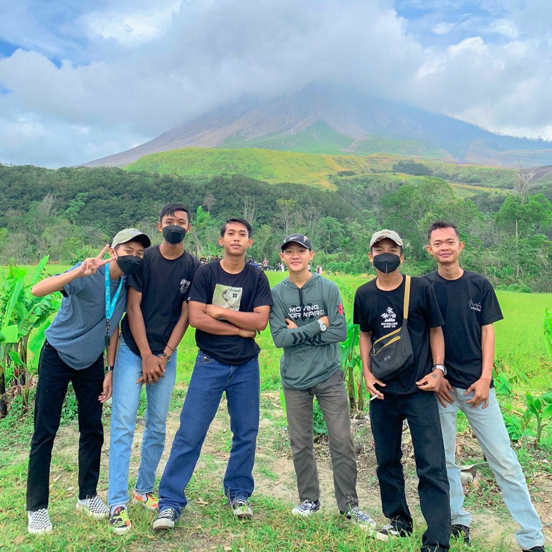 Stream Nabilafariska | Listen to - 𝘼𝘽𝙂 𝘿𝙄 𝙊𝙔𝙊 𝘼𝘿𝙀𝙆 𝘿𝙄 𝙈𝙉𝘼 # VICKY PRATAMA ( DIMAS TARIGAN ...