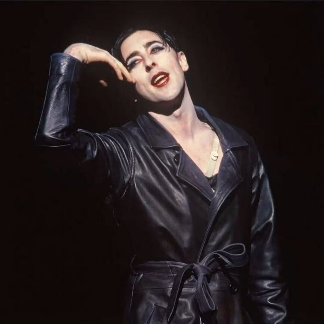 Stream Money-Cabaret Alan Cumming. (Skip a minute) by ☆Missing ...