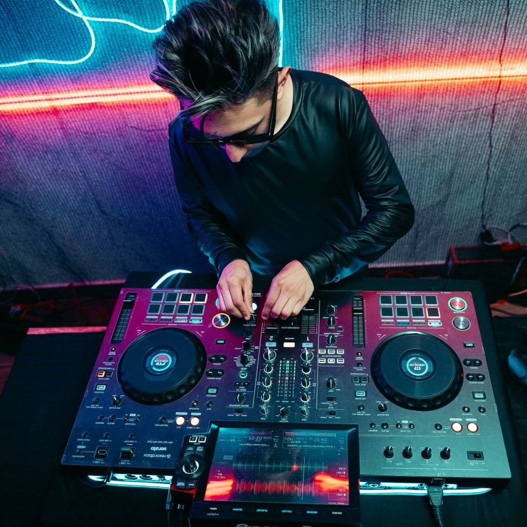 Stream Not Dev @ Techno Set Week 12 by Not Dev | Listen online for free on SoundCloud