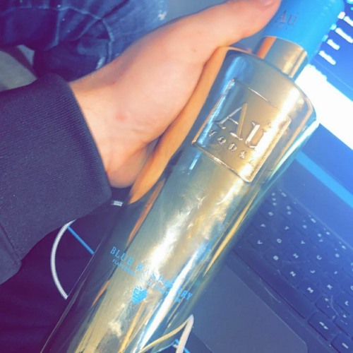 Stream Mike Vee - Wave Ting by M_Vee_Official | Listen online for free ...