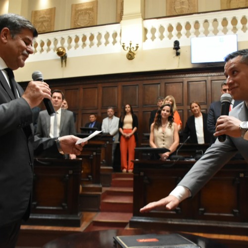 Stream David Sáez (Cambia Mendoza - UCR) - Jura de Nuevos Senadores ...