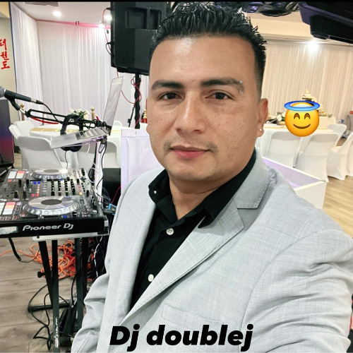 Stream REGUETON CLASICO VS BACHATA Y MERENGUE 9-17-24 by Dj-doublej Chumpipe | Listen online for ...