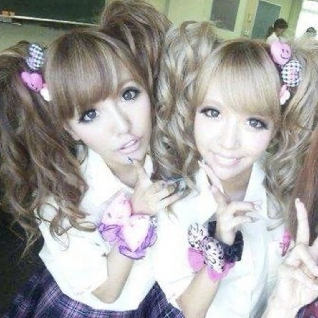 Stream 𝘒𝘢𝘺𝘭𝘢 🧁 | Listen to gyaru 𝄞‧₊˚ playlist online for free on ...