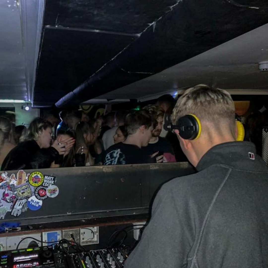 Stream Rebecca TeKohi Rangiaho | Listen to Rebecca’s personal mash up ...