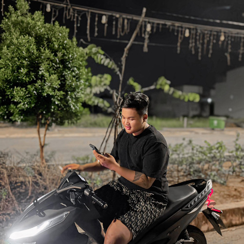 Stream NST-2k25 nghe là khóc _A3 tô cơm ️ ️ by Tin Tin ️ ️ | Listen online for free on SoundCloud