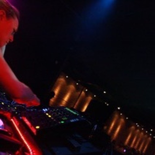 Stream Mirk Live On Couch Feb 10, 2023 by Mirka Garland | Listen online ...