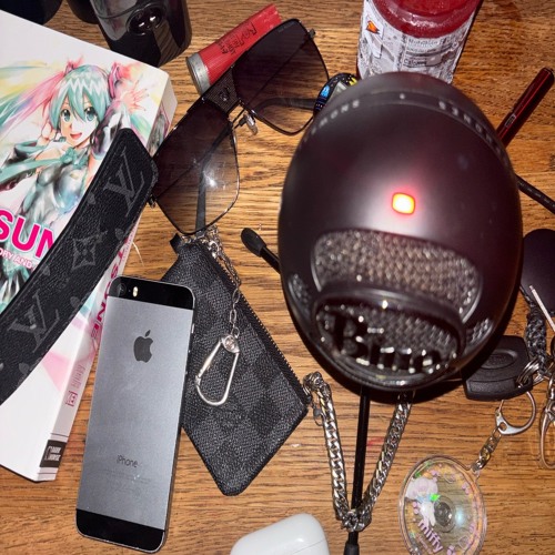 Stream *iPhone5c5c5c (prod. ivvys) by evilmoney | Listen online for ...