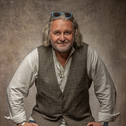 Stream episode JAN KRAFKA: Všechno se zrychluje, i v divadle. Kladenští ...