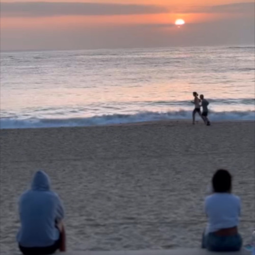 Stream 2 People (Re-Edit) by Keees. | Listen online for free on SoundCloud