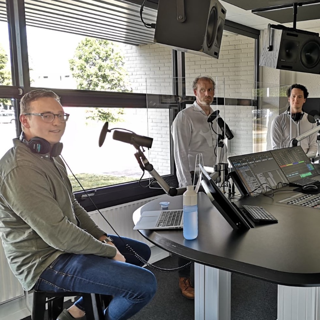 Stream episode Martijn van der Valk, Robbert-Jan Vogel en Jochem ...