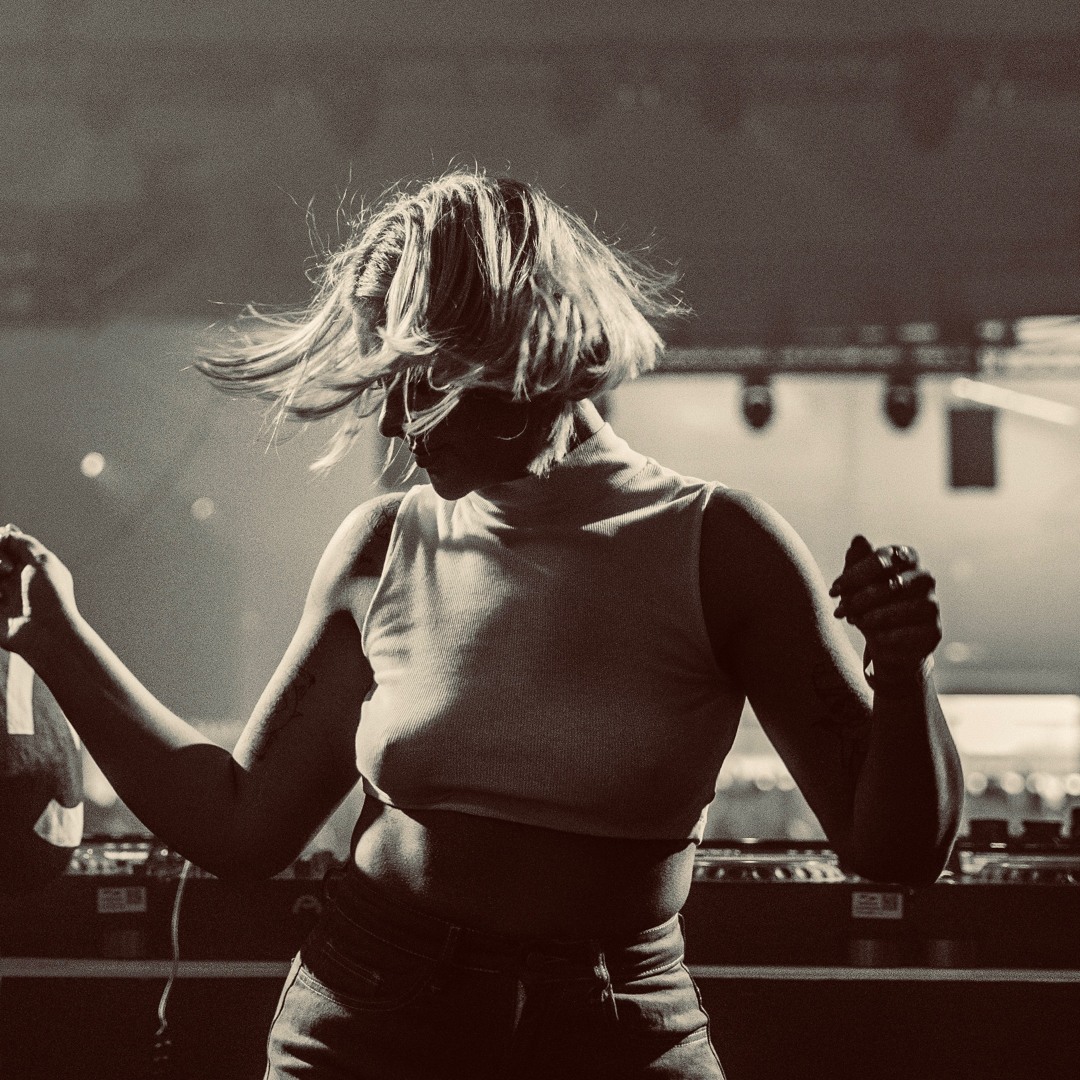 Stream Hayley Zalassi Live - Peephole - Yerevan, Armenia by Hayley ...