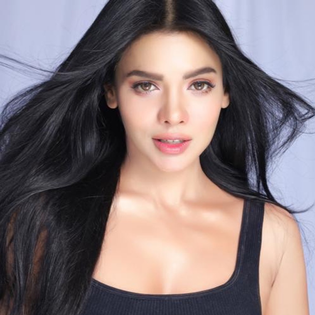 Stream Sara Loren Dances In A Filmi Style With Noman Aijaz In Khalil ...