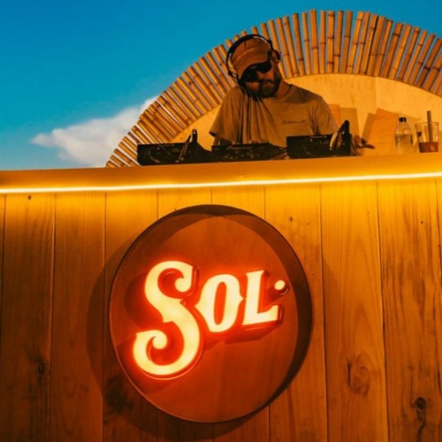 Listen to music albums featuring Sunset Playa @Outro Beach Club [29_03 ...