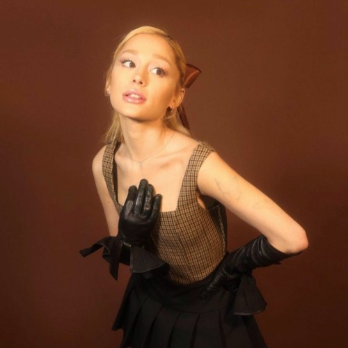 Stream Ariana Grande Fantasize Unreleased Song By Shelby Osborne Listen Online For Free On