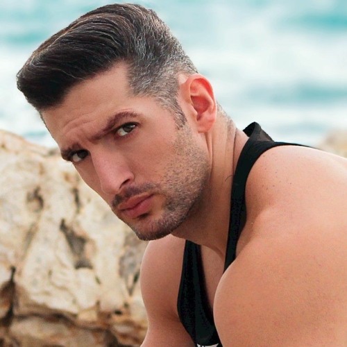 Stream Techno Sphere 25-12-2022 Dj Bach by Bechara Georges Succar | Listen online for free on ...