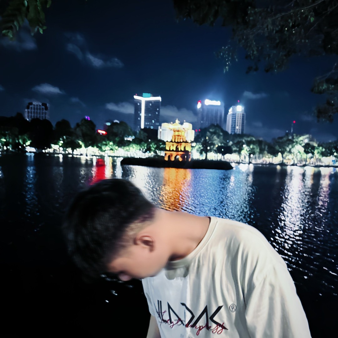 Stream Khuôn Mặt Đáng Thương - Huy PT x AnhVu Remix by Nguyễn Anh Vũ ...