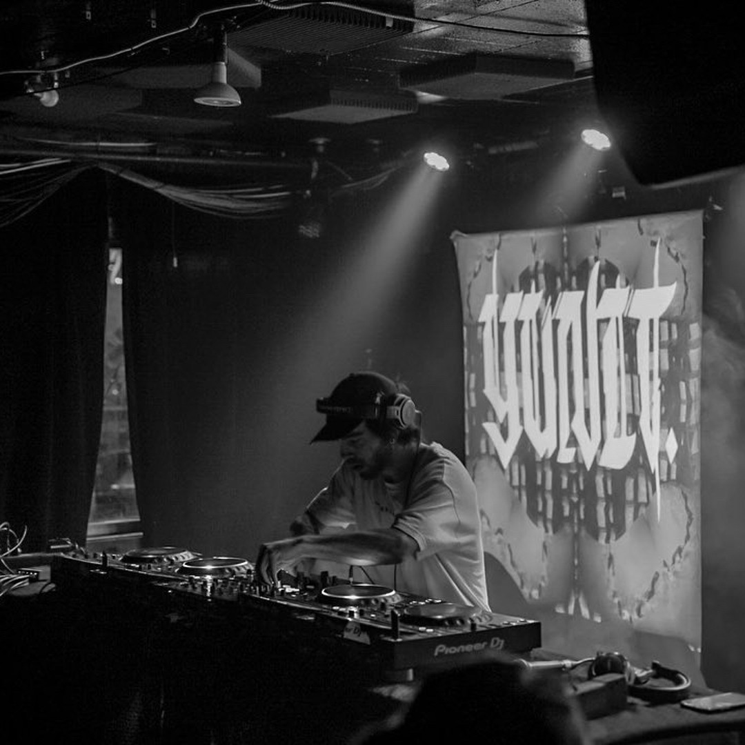 Stream YUNIT. - MCCHRONALDS by YUNIT. | Listen online for free on ...