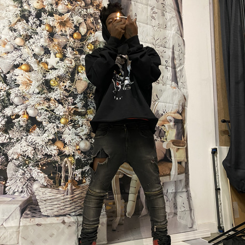 Stream In My Glo prod. By Akachi by 5AM (i&u is not my song btw ...