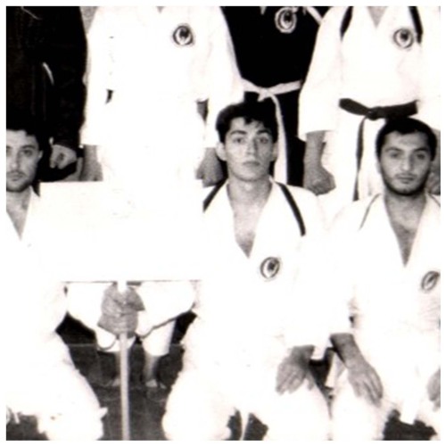 Stream around me by Rati Since 2002 | Listen online for free on SoundCloud