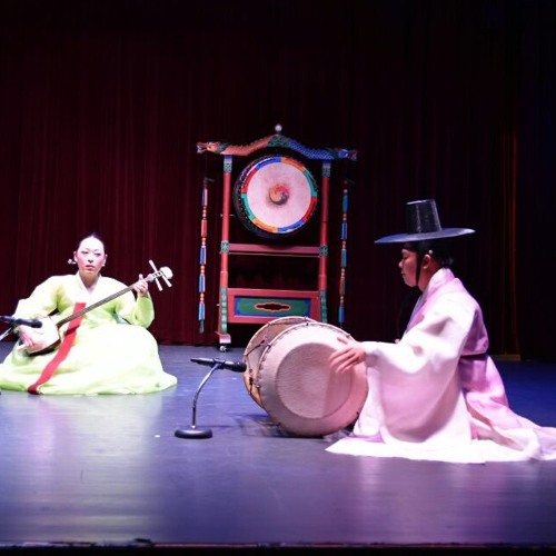 Stream Japanese SHAMISEN ×Korean changgo(Korean hourglass drum)道成寺チンチリ ...
