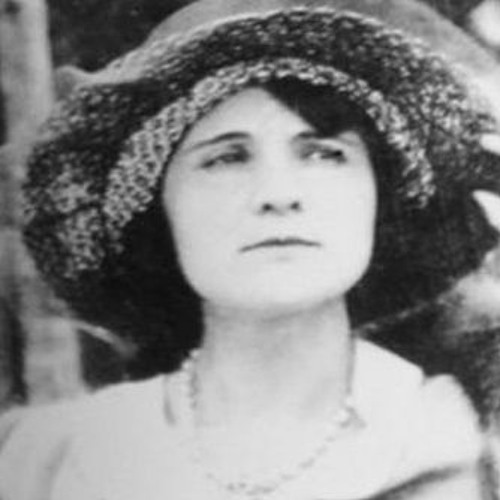 Stream Poesia "Os Versos Que Te Fiz" [Florbela Espanca] from Voice over ...