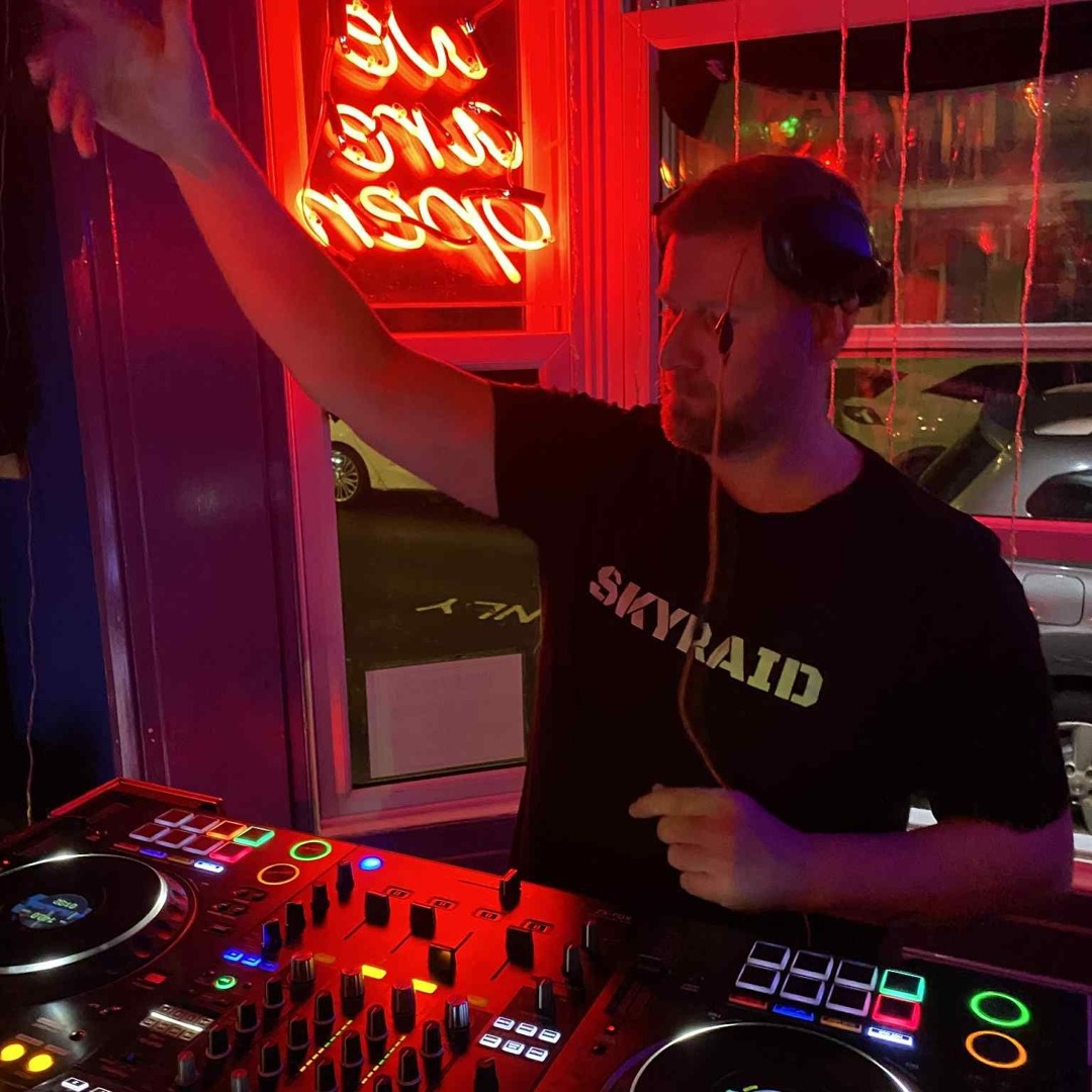 Stream UPLIFT EUPHORIA EP 143 & HOUSE OF TRANCE GIG MIX by SKYRAID UK | Listen online for free ...