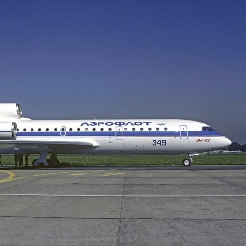 Stream episode Yakovlev Yak-42 Pull up and Sink rate alarm by EZ ...