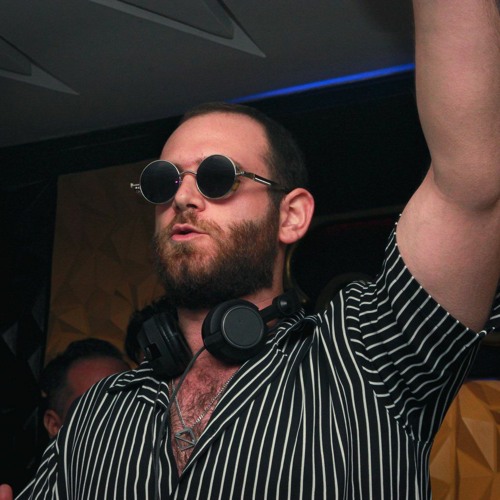 New & hot: Techno - Listen to music