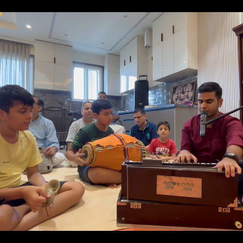 Stream House Program Kirtan by Arindam Sharma | Listen online for free ...