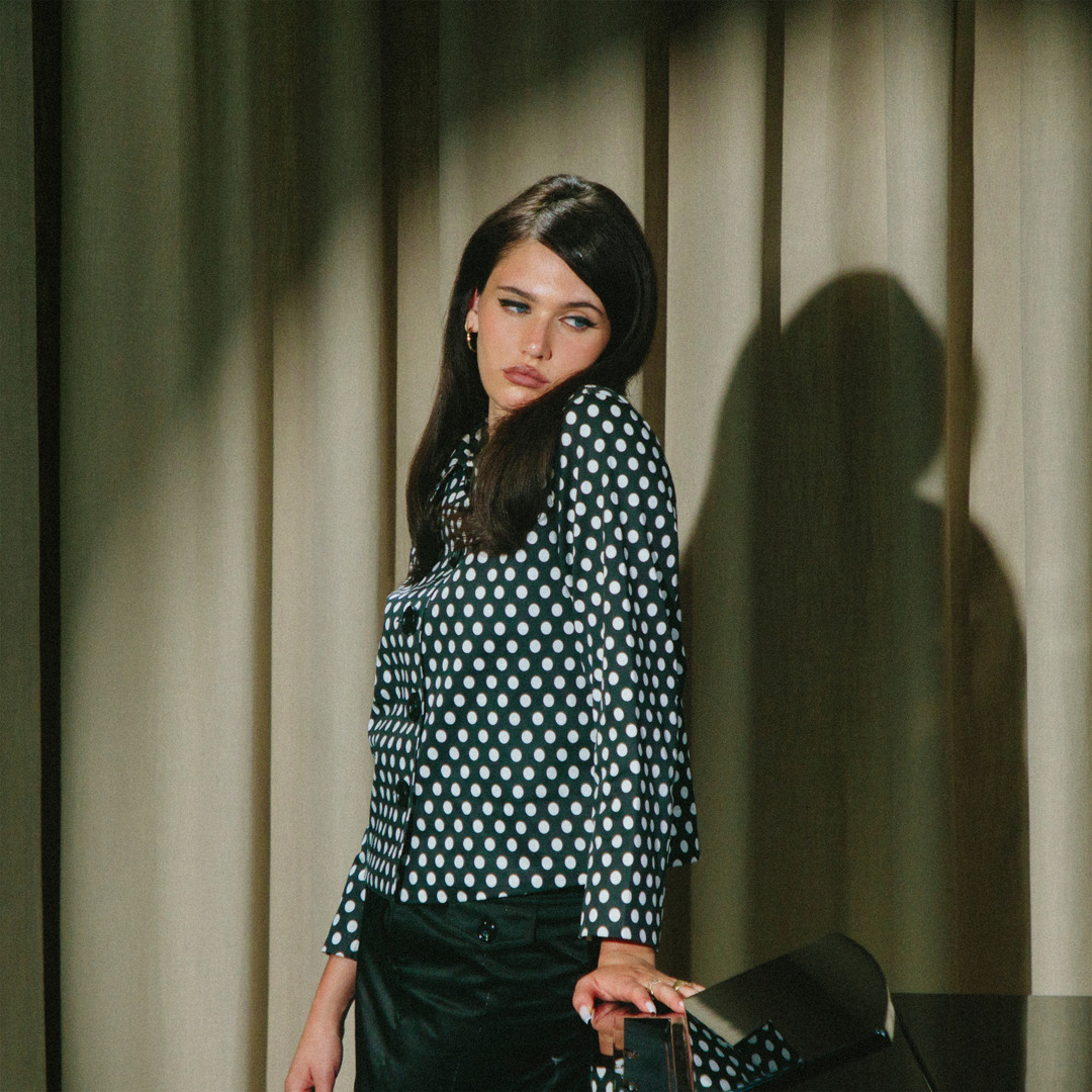 Stream You Stole The Show by SIENNA SPIRO | Listen online for free on SoundCloud