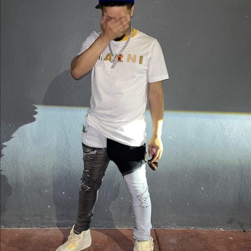 Stream Veeze - Chosen by Da Plugg | Listen online for free on SoundCloud