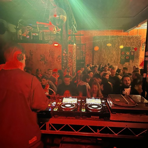 Stream Jimmy Golding Live @ Revolver Upstairs X Ugenius 23/10/2023 by ...