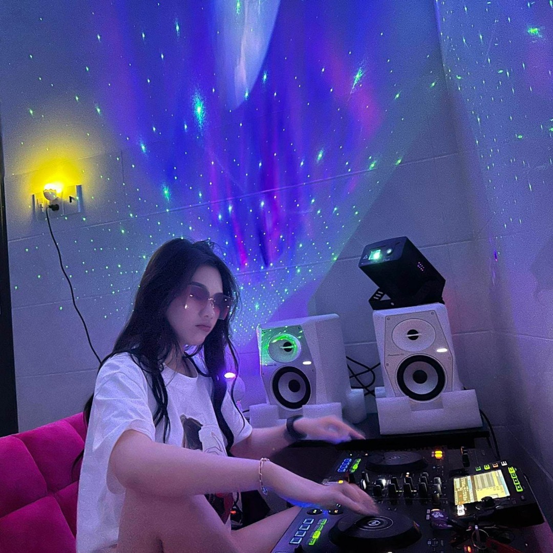 Stream Nostop - Nhạc Ngáo Tặng Thảo End Chi - Dj T&K.WAV by DJ KEnKE ...