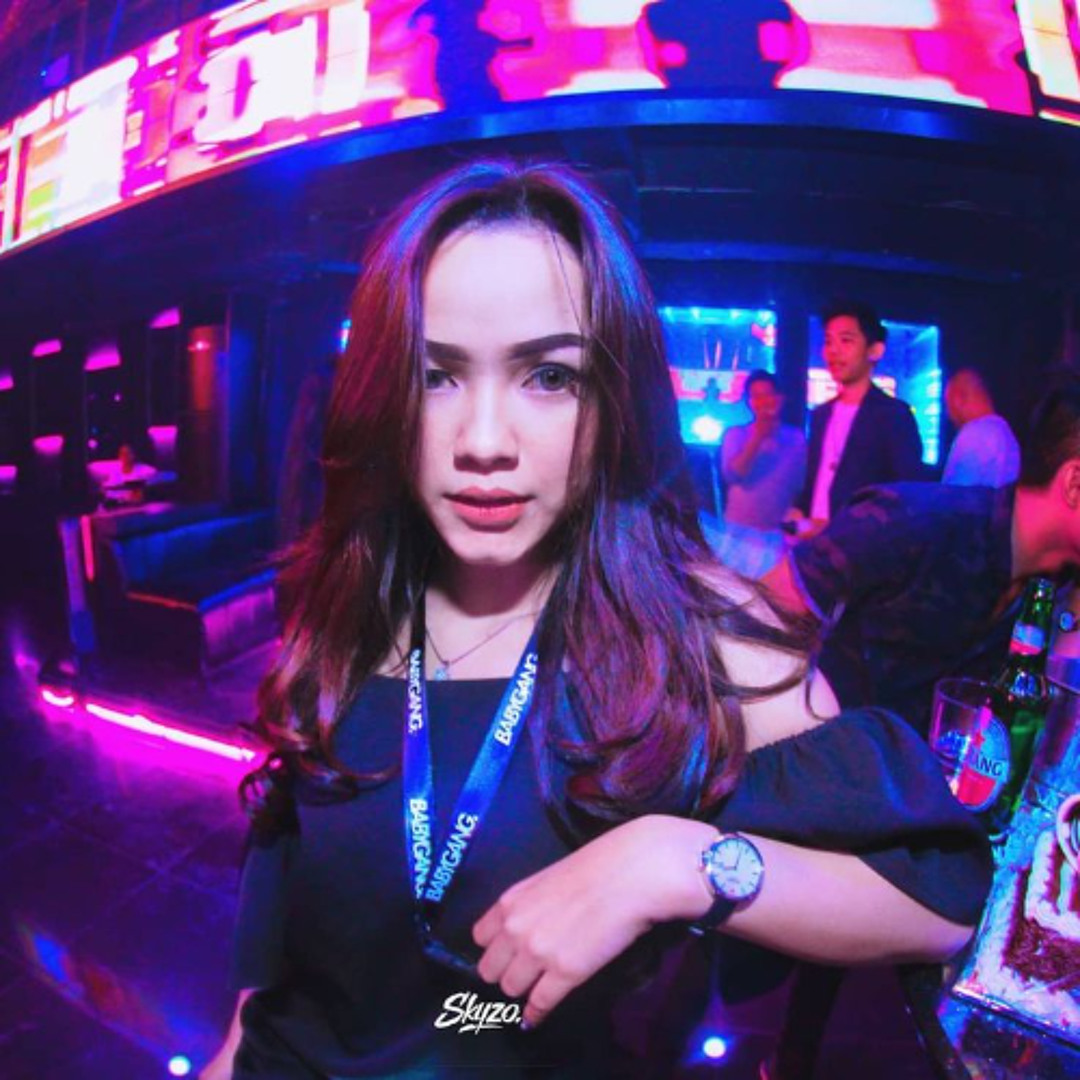 Listen to music albums featuring WAKTU KU KECIL - TEMBAK DOR DOR!! DJ ...