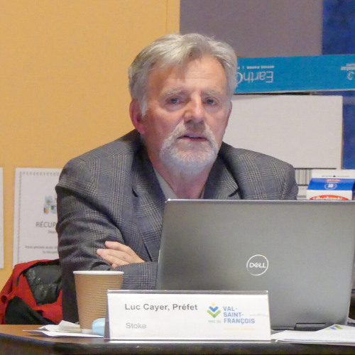 Stream entrevue - Luc Cayer, maire de Stoke by CIAX 98.3 | Listen ...