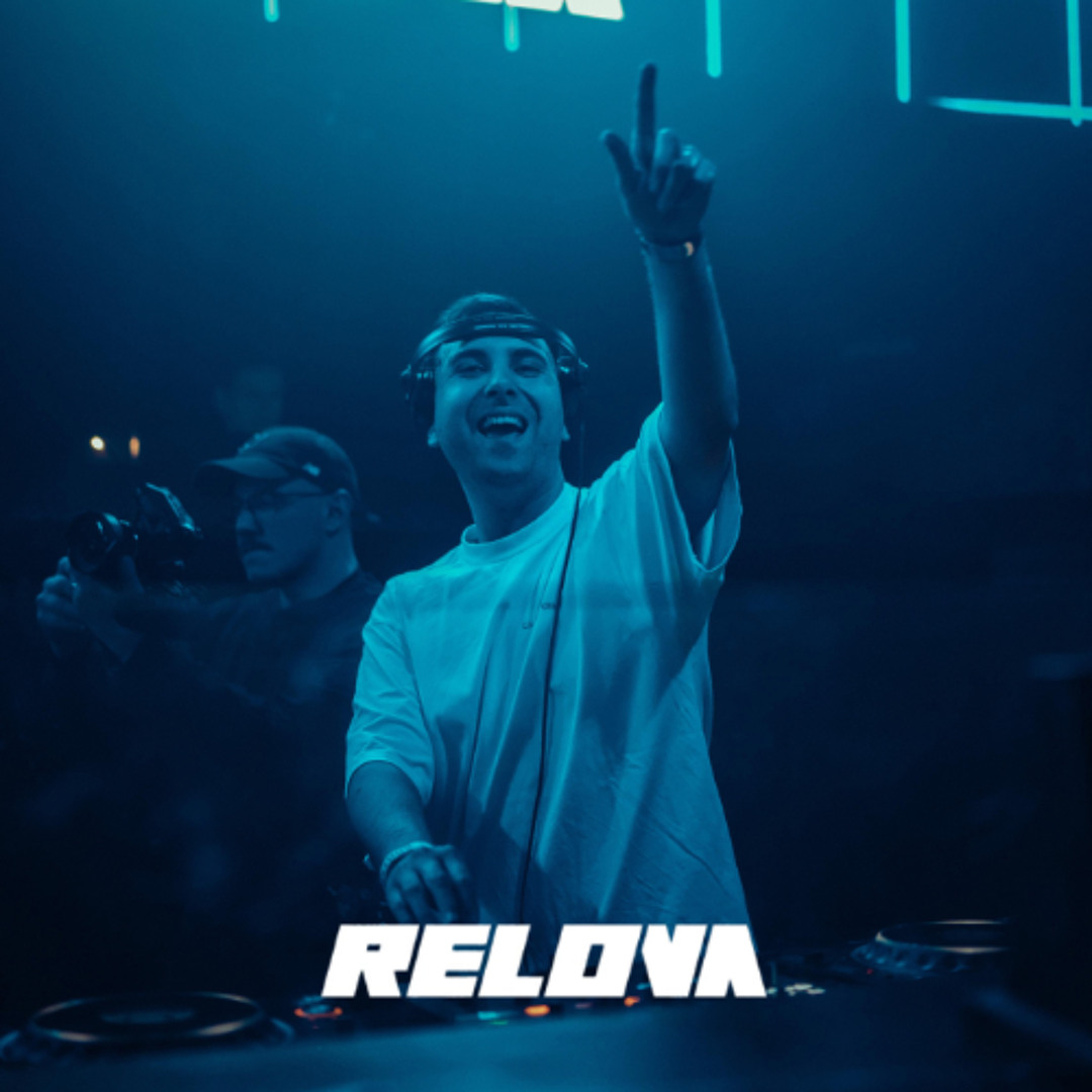 Stream Frankie Valli - Can't Take My Eyes Off You (RELOVA Edit) by ...