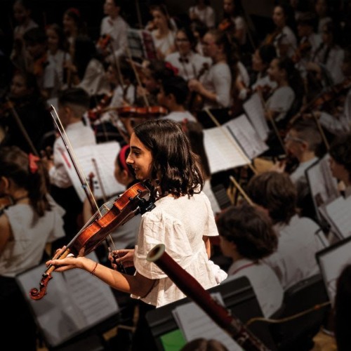 Stream CLASSICOMANIA 11-12-2024 Chiara Cattani / Maria Majno by Radio Classica | Listen online ...