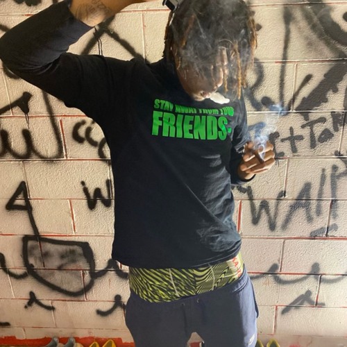 Tse E2 - Spilled A Whole 8 - Listen to music