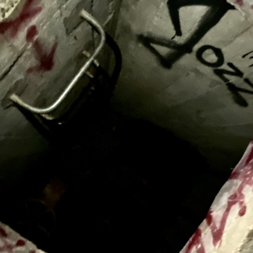 Stream A Veces Uno Sabe Que Se Va A Estrellar Y Acelera / Knom, Matiah ...