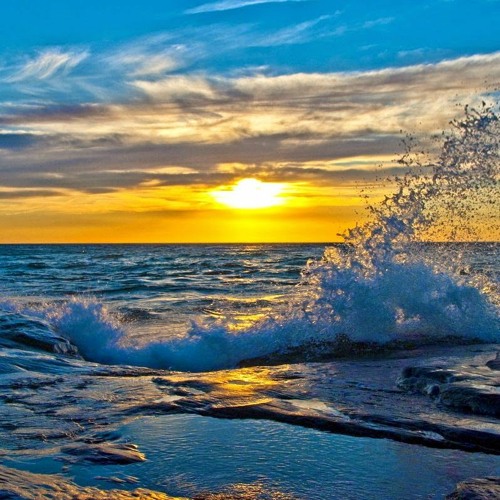 Stream Jhkhj-(Original mix) by MXGato (Official) | Listen online for ...