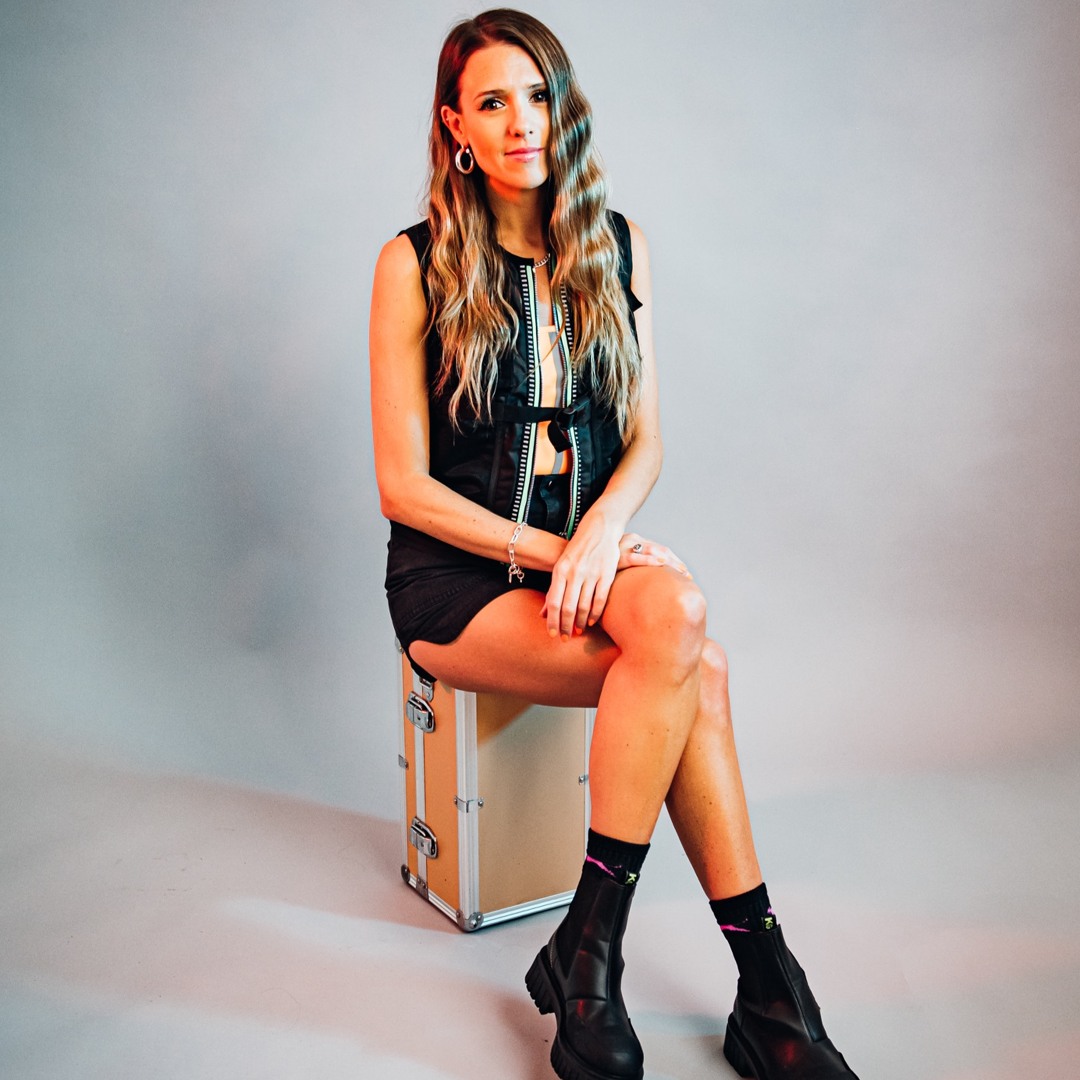 Stream Charlie Tee | Listen to / Charlie Tee Sets / playlist online for ...