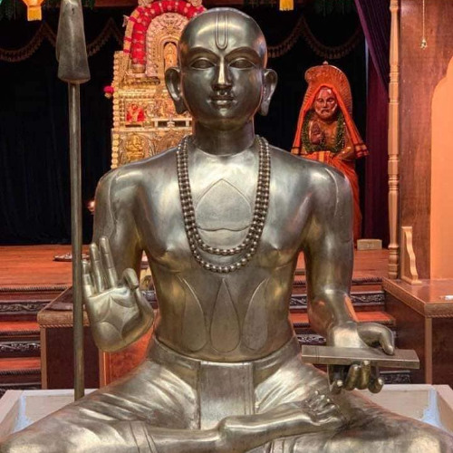 Stream episode Anandatirtharembo - Shubha Rao by TADIPATRI GURUKULA ...