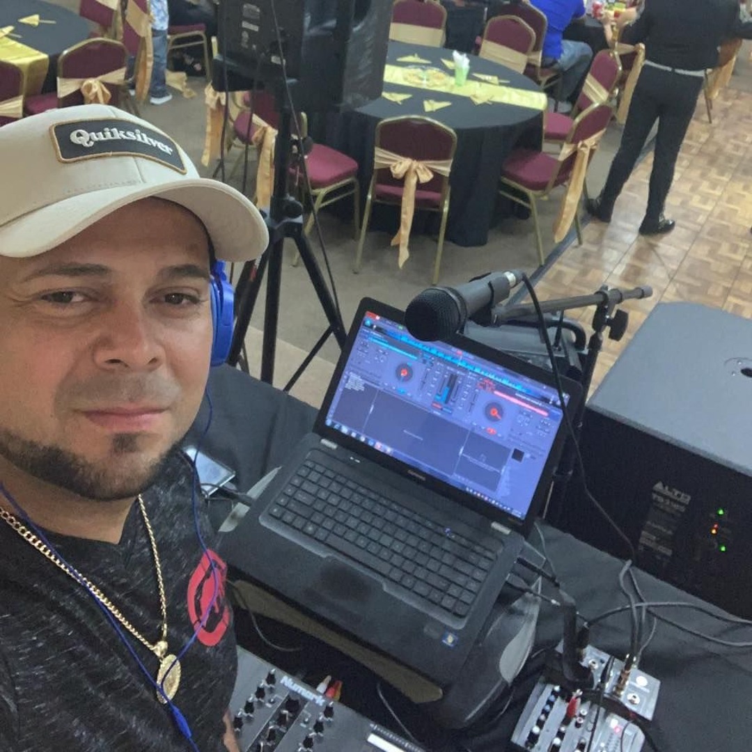 Stream REGGAE CLASICO PUERTO RICO Y PANAMA...MANUEL DJ SOSA EL SALVADOR ...