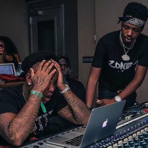 Stream Sticking with the pistol grip ft rich ak47 | made on the Rapchat ...