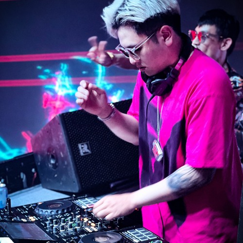 Stream Mixtape Vinahey | Luôn Vui Tươi - vol1 | NoBi Mix by DJ NoBii | Listen online for free on ...