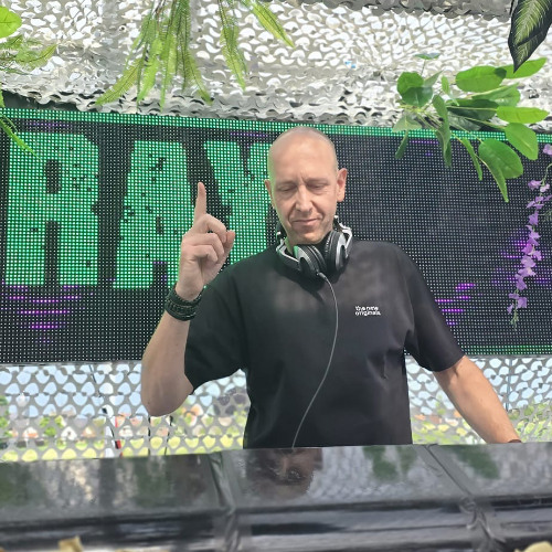 Stream DJ Ray @Upperdeck Limitzz Boat Rave by DJ Ray | Listen online ...