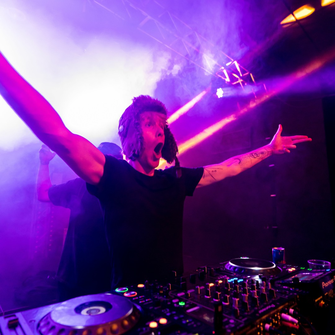 Stream MADCORE - Scatterbrained by MADCORE | Listen online for free on ...