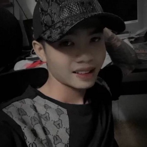 Stream Happynewyear - Trên Phường Có Bếp Khè Tươi Lắm Em - by Van qui ...