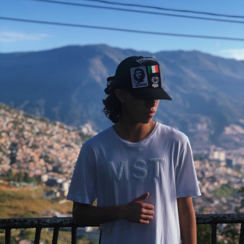 Stream MUEVETE A MI ESTILO (SAMUEL VASCO) by Samuel Vasco | Listen online for free on SoundCloud